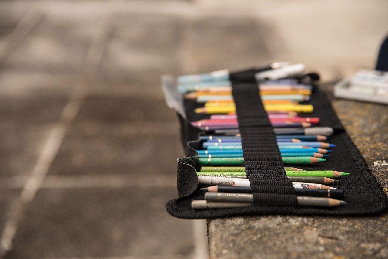 Professional Artist Kits: Worth the Try?